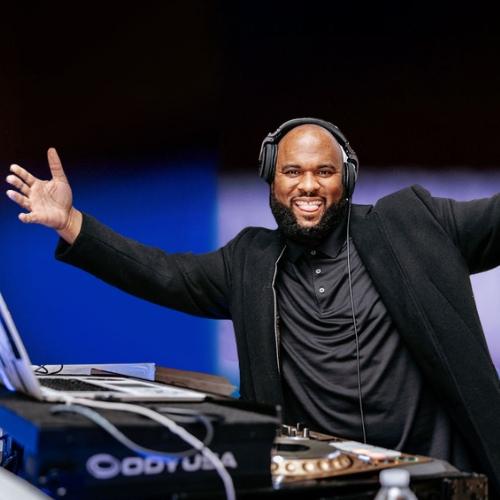 DJ James Robinson - Verducci Event Productions